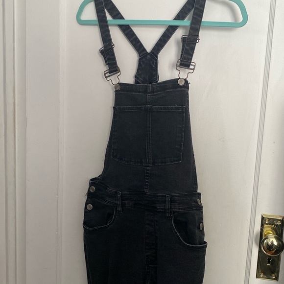 mandee | Pants & Jumpsuits | Black Skinny Overalls | Poshmark